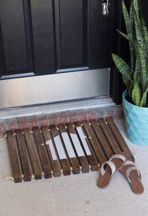 DIY Wooden Doormat - Customize a wooden doormat.