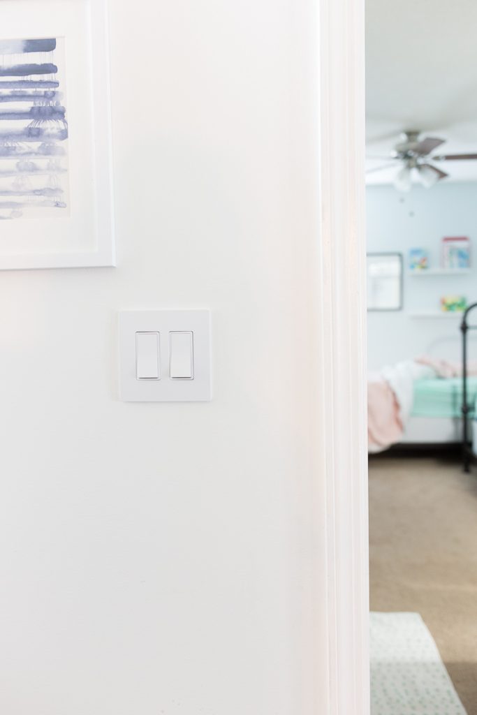 Upgrading Light Switches and Outlets - 3 Minute Home Update
