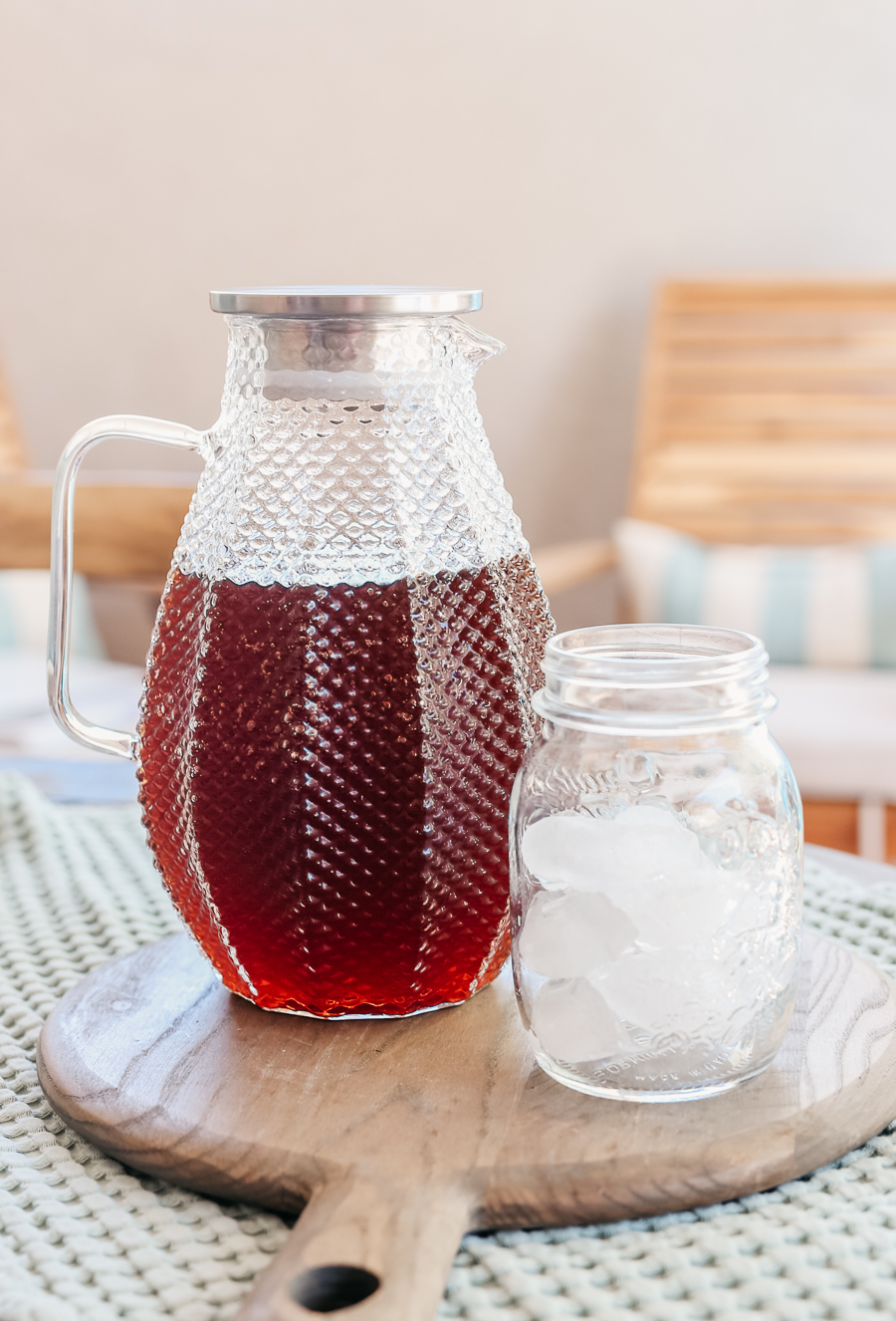 How to Make Sun Tea - My Favorite Summer Beverage
