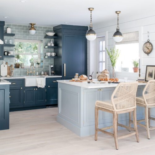 Coastal Kitchens - Ideas for Creating a Serene Beach House Kitchen