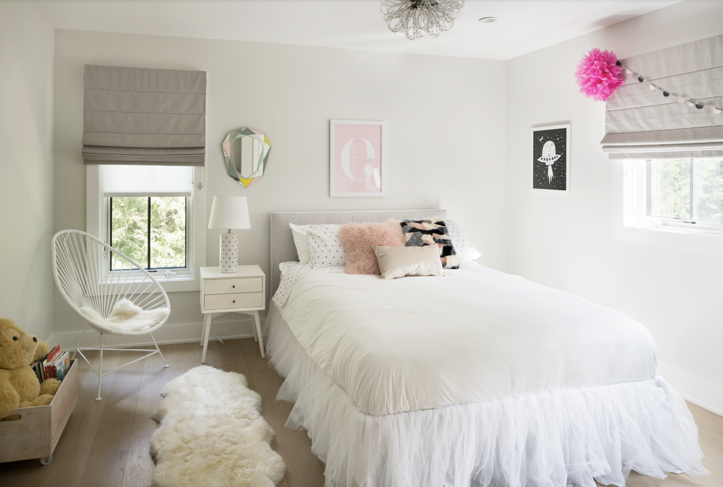Benjamin Moore Paper White - A Subtle Light Gray