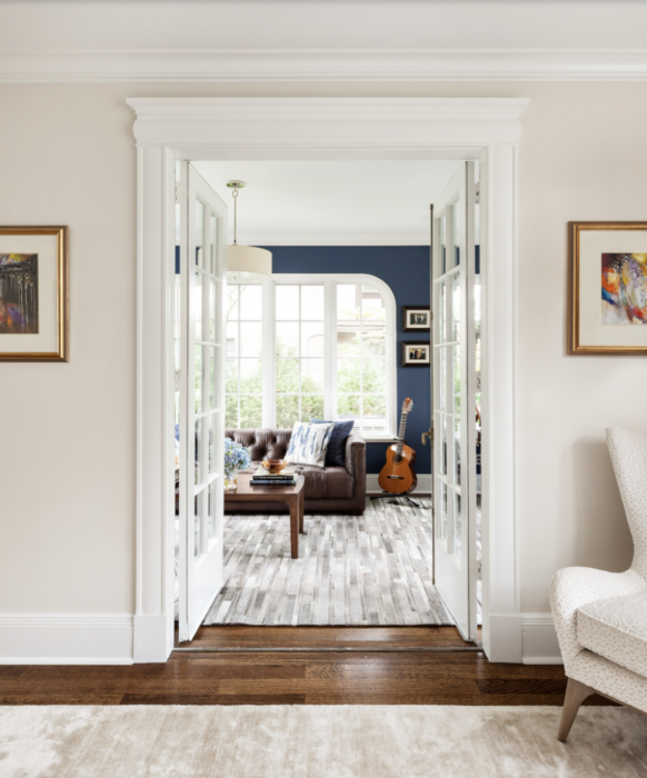 Benjamin Moore Paper White - A Subtle Light Gray