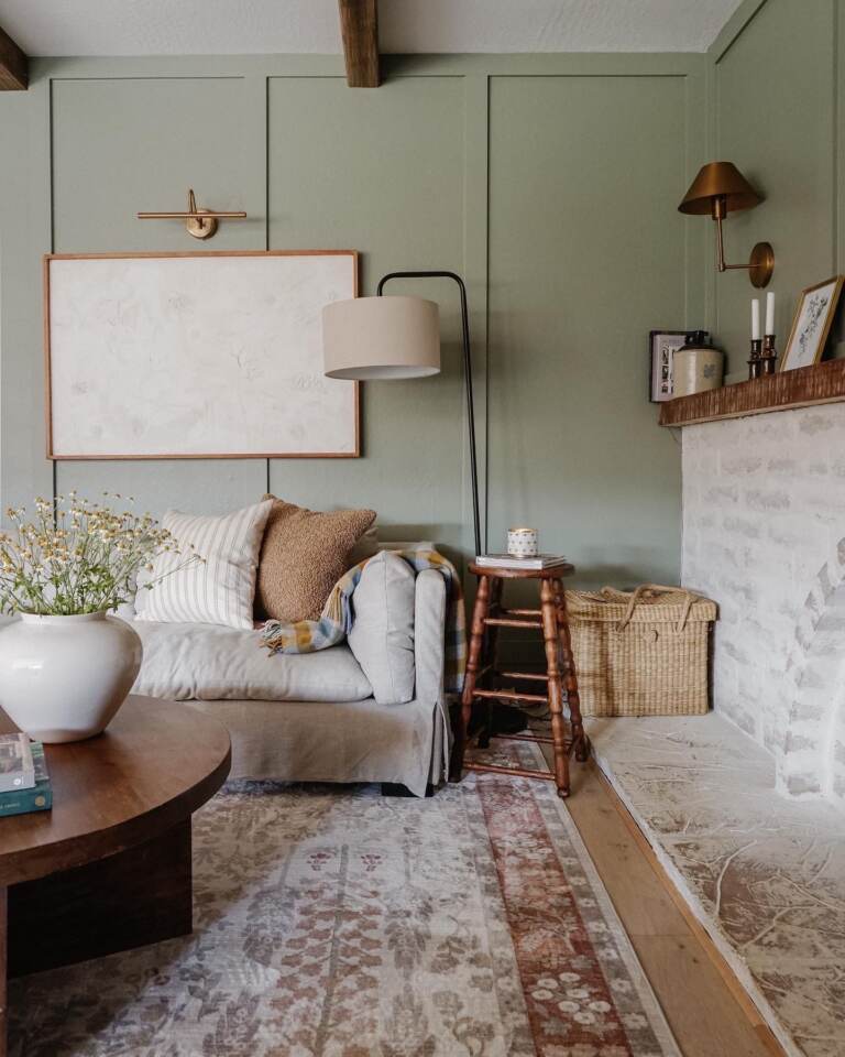Finding the Perfect Green Paint Color - 15 Gorgeous Greens to Try