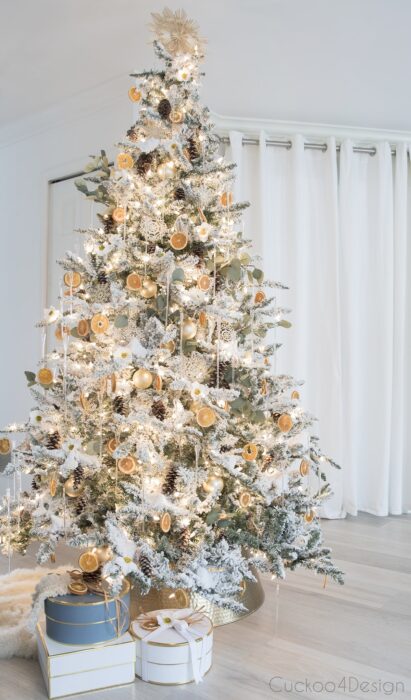 Christmas Tree Collars Inspiration and Where to Buy Them